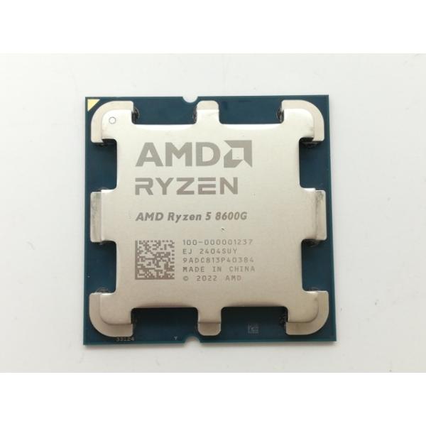 ■分類：CPU■ランク：中古■メーカー：AMD■製造番号：9ADC813P40384■備考：状態：ヒートスプレッダキズ 付属品：箱、印刷物、CPUクーラー■保証期間：１週間■注意事項：お客様のモニター発色の具合によって、実際の商品と色合いが...