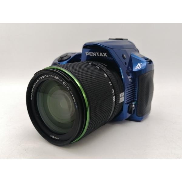 ■分類：デジタル一眼■ランク：ランクB■メーカー：RICOH■製造番号：4625462218310■備考：状態：液晶部にキズ、ファインダー内ホコリ混入、レンズ内チリ混入多数あり 付属品：ストラップのみ欠品 ※別売単三電池ホルダー付き■保証期...