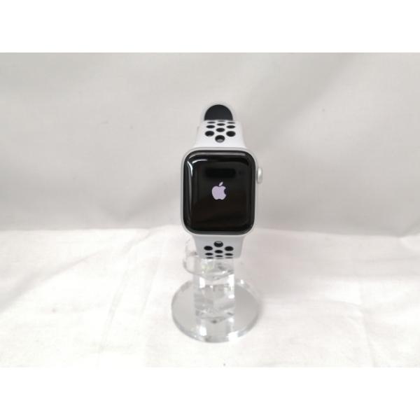 ■分類：ウェアラブル端末■ランク：ランクC■メーカー：Apple■製造番号：G99YR024KDH8■備考：OS：10.6.1バッテリー容量：96%（10月時点） 状態：液晶面にキズ、側面、背面にスリキズ、バンドにスレや汚れあり 付属品：箱...