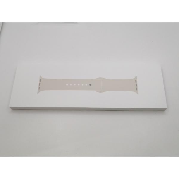 ■分類：ウェアラブル端末■ランク：未使用■メーカー：Apple■製造番号：HKK6247NHC■備考：★未使用・未開封★ カラー：スターライト サイズ：40mm S/M■保証期間：３ヶ月■注意事項：お客様のモニター発色の具合によって、実際の...