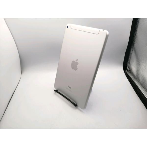 ■分類：iPad■ランク：ランクA■メーカー：Apple■製造番号：353178105734781■備考：利用制限：○ OS：26.5 状態：液晶と背面軽度スレ 付属品：本体のみ■保証期間：１ヶ月■注意事項：お客様のモニター発色の具合によっ...