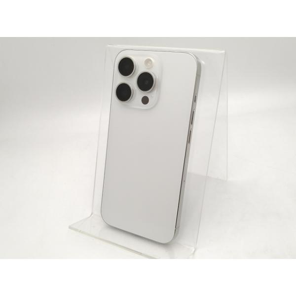 ■分類：iPhone■ランク：ランクB■メーカー：Apple■製造番号：354496312747936■備考：OS：26.2 状態：アウトカメラに埃の写り込み、液晶に小キズ、側面部にスレ・小キズがあります バッテリー容量：81%（01月時点...