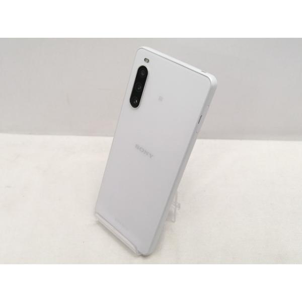 ■分類：スマートフォン■ランク：ランクB■メーカー：SONY■製造番号：353658472689189■備考：利用制限：○OS：14状態：フレーム右上打痕・下部スレ、液晶画面右スレあり付属品：本体のみ■保証期間：１ヶ月■注意事項：お客様のモ...