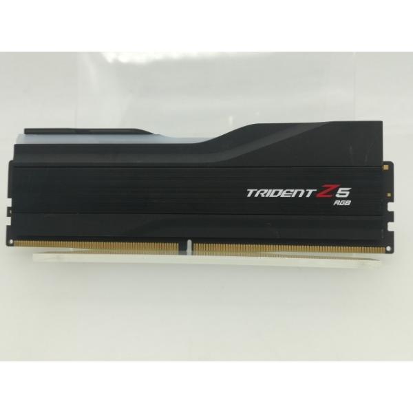 ■分類：メモリー■ランク：中古■メーカー：DDR5■製造番号：G.SKILL■備考：G.SKILL/TRIDENT Z5 RGB 付属品：本体のみ■保証期間：１週間■注意事項：お客様のモニター発色の具合によって、実際の商品と色合いが異なる場...