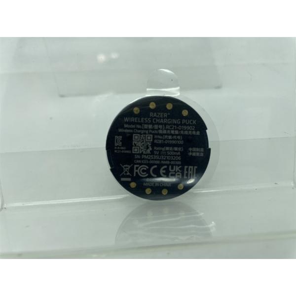 ■分類：パソコン用アクセサリー■ランク：中古■メーカー：Razer■製造番号：PM2535U28103206■備考：状態：外装に微細なスリキズがあります。 付属品：箱、印刷物、USBケーブル、ワイヤレスチャージングパック■保証期間：１週間■...