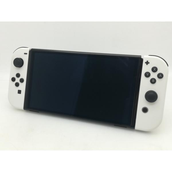 ■分類：据置ゲーム機■ランク：ランクB■メーカー：Nintendo■製造番号：XTJ70317661805■備考：状態：joy-conのスティックや各ボタンに摩耗、使用感があります付属品：箱、印刷物、Switchドック、Joy-Con(L/...