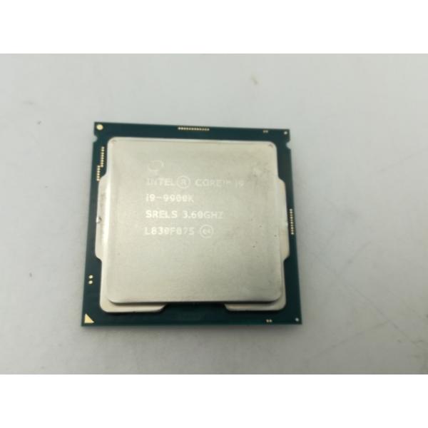 ■分類：CPU■ランク：中古■メーカー：Intel■製造番号：M8S256X702723■備考：付属品：箱、印刷物、エンブレム、黒巾着■保証期間：１週間■注意事項：お客様のモニター発色の具合によって、実際の商品と色合いが異なる場合があります。