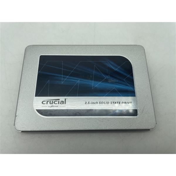 ■分類：SSD■ランク：中古■メーカー：Crucial■製造番号：2238E66A3BEA■備考：電源投入回数：371回/使用時間：11530時間(6月時点) 付属品：本体のみ■保証期間：１週間■注意事項：お客様のモニター発色の具合によって...