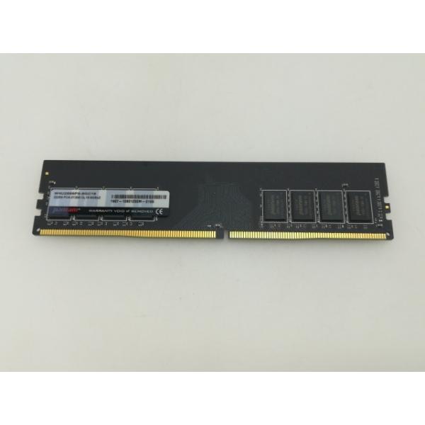 ■分類：メモリー■ランク：中古■メーカー：DDR4■製造番号：0165■備考：付属品：本体のみ■保証期間：１週間■注意事項：お客様のモニター発色の具合によって、実際の商品と色合いが異なる場合があります。