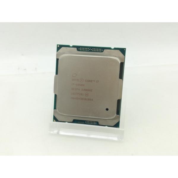 ■分類：CPU■ランク：中古■メーカー：Intel■製造番号：M6HQ436101954■備考：付属品：箱(製番違い)、印刷物、エンブレムシール■保証期間：１週間■注意事項：お客様のモニター発色の具合によって、実際の商品と色合いが異なる場合...
