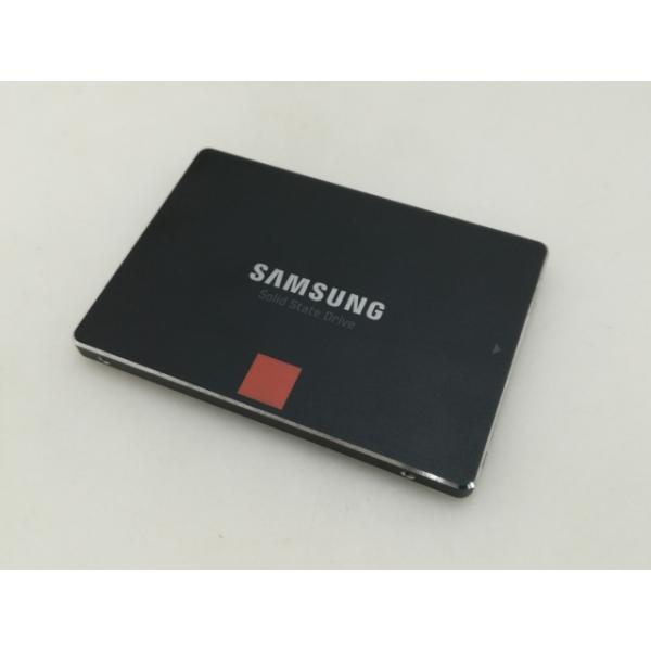 ■分類：SSD■ランク：中古■メーカー：各社2.5SSD■備考：SAMSUNG 840 PRO電源投入回数：1936回/使用時間：79056時間(07月時点)付属品：本体のみ■保証期間：１週間■注意事項：お客様のモニター発色の具合によって、...
