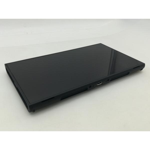 ■分類：据置ゲーム機■ランク：ランクA■メーカー：Nintendo■製造番号：HAJ10950767717■備考：状態：スティックに僅かなスレ、全体にホコリ汚れがあります。 付属品：箱、冊子類、Joy-con２左右、ストラップx2、Joy-...