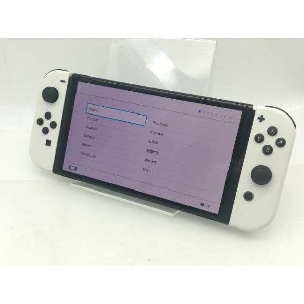 ■分類：据置ゲーム機■ランク：ランクC■メーカー：Nintendo■製造番号：XTJ10810308906■備考：状態：本体の液晶・背面にキズ、Joy-Conにスレ・てかり、グリップにキズ、ドックにスレがあります。 付属品：箱、ドック、Jo...