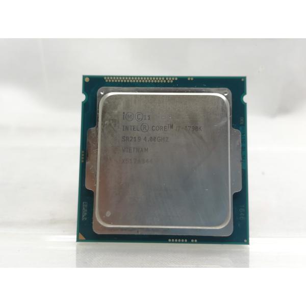 ■分類：CPU■ランク：中古■メーカー：Intel■製造番号：1646■備考：SR219 ヒートスプレット表面削れ有 付属品：本体のみ■保証期間：１週間■注意事項：お客様のモニター発色の具合によって、実際の商品と色合いが異なる場合があります。