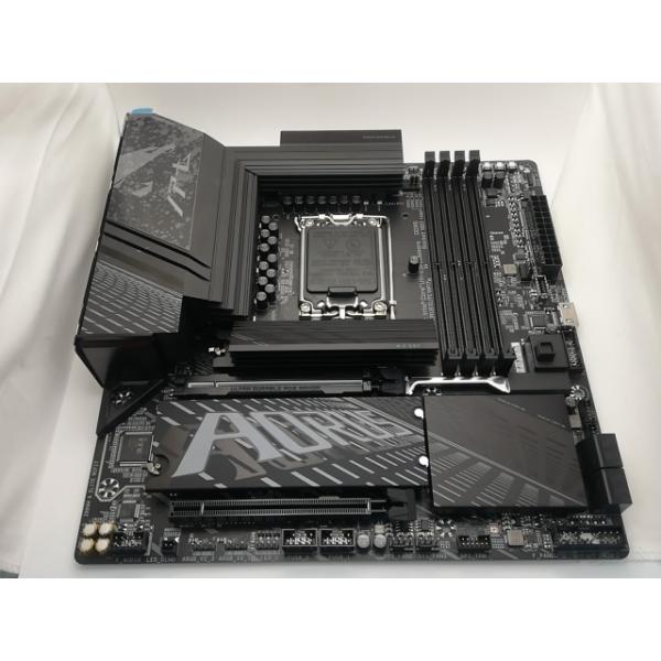 ■分類：マザーボード■ランク：中古■メーカー：GIGABYTE■製造番号：SN244450090766■備考：BIOS ver：F18 状態：外観良好、ごく軽微な反りあり 付属品：箱、印刷物、SATAケーブルx2、Wi-Fiアンテナ、G-C...