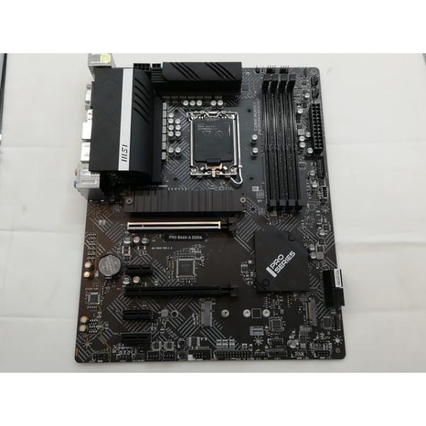 ■分類：マザーボード■ランク：中古■メーカー：MSI■製造番号：601-7D59-010B2203005700■備考：BIOS ver：7D59v1M 付属品：本体のみ■保証期間：１週間■注意事項：お客様のモニター発色の具合によって、実際の...