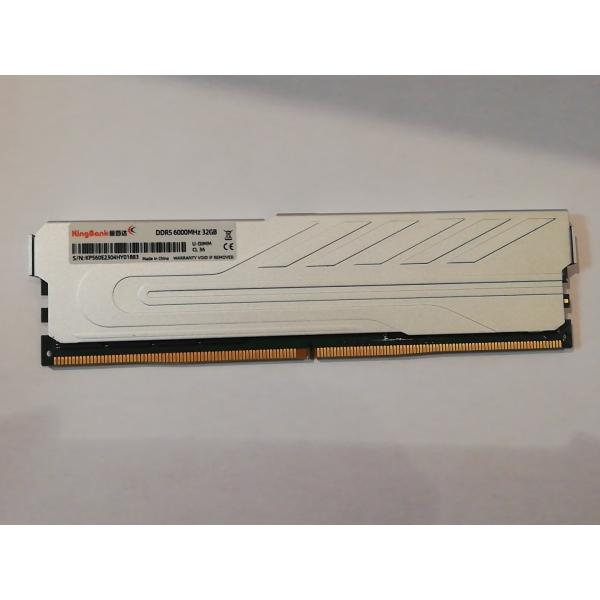 ■分類：メモリー■ランク：中古■メーカー：DDR5■製造番号：1883■備考：KingBank■保証期間：１週間■注意事項：お客様のモニター発色の具合によって、実際の商品と色合いが異なる場合があります。