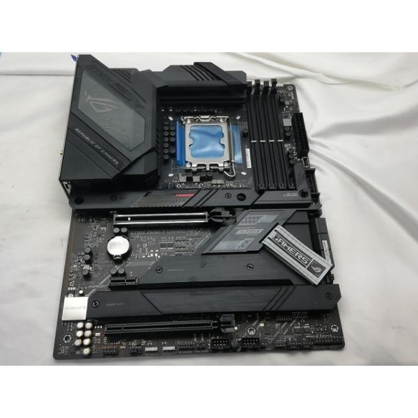 ■分類：マザーボード■ランク：中古■メーカー：ASUS■製造番号：N1M0CS00C0993VG■備考：BIOS ver：4505付属品：SATAケーブルx1のみ■保証期間：１週間■注意事項：お客様のモニター発色の具合によって、実際の商品と...