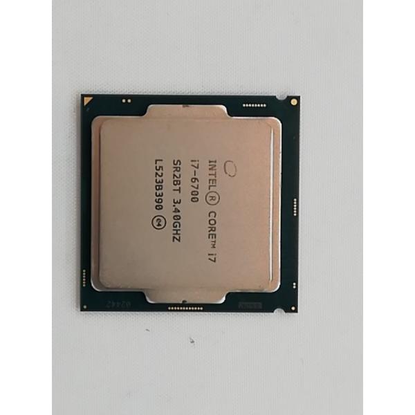 ■分類：CPU■ランク：中古■メーカー：Intel■製造番号：M5510WW502442■備考：付属品：箱、印刷物、リテールクーラー■保証期間：１週間■注意事項：お客様のモニター発色の具合によって、実際の商品と色合いが異なる場合があります。