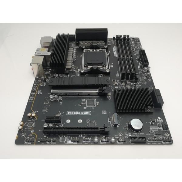 ■分類：マザーボード■ランク：中古■メーカー：MSI■製造番号：601-7E26-040B2501001709■備考：BIOS ver：1O2 付属品：箱、印刷物、IOパネル、SATAケーブル、M.2ネジ、Wifiアンテナ*2■保証期間：１...
