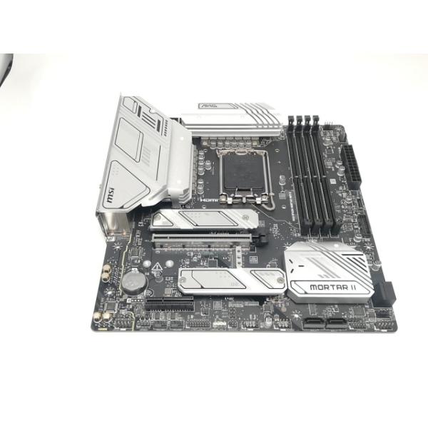 ■分類：マザーボード■ランク：中古■メーカー：MSI■製造番号：601-7E13-030B2511001600■備考：BIOS ver：1B0 付属品： 箱、印刷物、SATAケーブル、WiFiアンテナ、M.2クリップ*3、ケースコネクタケー...