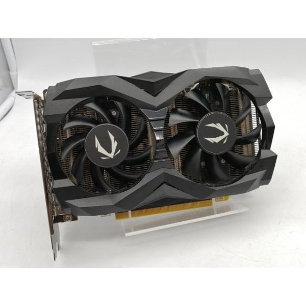 ■分類：ビデオボード■ランク：中古■メーカー：ZOTAC■製造番号：N202100031540■備考：背面ネジ部に封印シール無し 状態：ブラケットキズ、ヒートシンク汚れ小・歪み小、オイルブリード 付属品：補助電源変換ケーブル(ペリフェラル4...