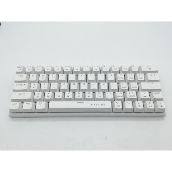 ■分類：パソコン用アクセサリー■ランク：中古■メーカー：E-YOOSO■製造番号：8585W20220200582■備考：■キーボード/US配列/テンキーレスキーボード/有線/メカニカル/OUTEMU赤軸 状態：外装軽度スレ・汚れ、キーキャ...