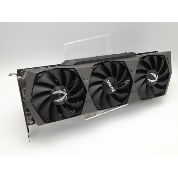 ■分類：ビデオボード■ランク：中古■メーカー：ZOTAC■製造番号：N222200027981■備考：背面ネジ部に封印シール無し 状態：バックプレート薄い汚れ 付属品：箱、印刷物、補助電源変換ケーブル(PCIE6Pin*2 to PCIE8...