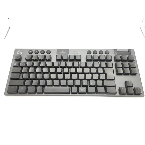 ■分類：パソコン用アクセサリー■ランク：中古■メーカー：Logicool■製造番号：2112MR075A98■備考：■キーボード： 箱SN：2112MR075A99 状態：外装スレ、キートップ塗装剥がれ、底面ネジサビ 付属品：箱、印刷物、U...