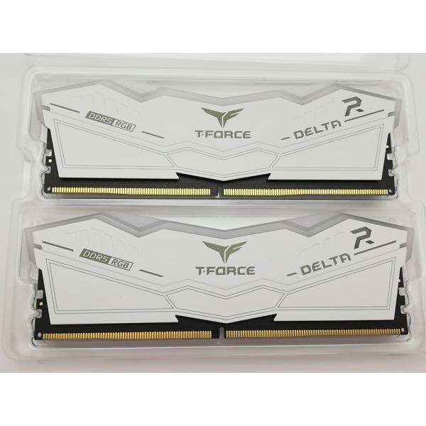 ■分類：メモリー■ランク：中古■メーカー：DDR5■製造番号：TE 0095/0096■備考：TEAMGROUP T-FORCE DELTA RGB 付属品：箱■保証期間：１週間■注意事項：お客様のモニター発色の具合によって、実際の商品と色...