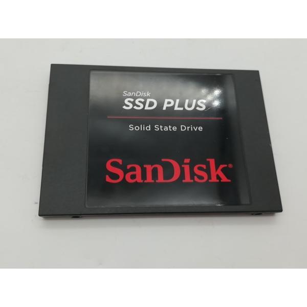 ■分類：SSD■ランク：中古■メーカー：SanDisk■製造番号：225067449602■備考：付属品：本体のみ■保証期間：１週間■注意事項：お客様のモニター発色の具合によって、実際の商品と色合いが異なる場合があります。