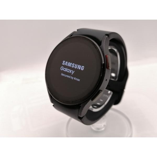 ■分類：ウェアラブル端末■ランク：ランクC■メーカー：SAMSUNG■製造番号：352758651133446■備考：状態：スレ、汚れあり付属品：箱、印刷物、充電ケーブル■保証期間：１ヶ月■注意事項：お客様のモニター発色の具合によって、実際...