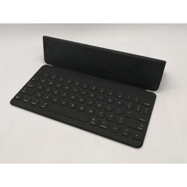 ■分類：iPhone/iPod/iPad用アクセサリー■ランク：中古■メーカー：Apple■製造番号：SFTPD70W4N18V■備考：状態：外装キズ・スレ、ヒンジ軽度シワ付属品：箱、印刷物■保証期間：１週間■注意事項：お客様のモニター発色...