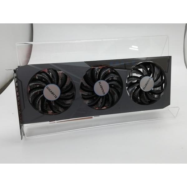 ■分類：ビデオボード■ランク：中古■メーカー：GIGABYTE■製造番号：SN243641081230■備考：背面ネジ部に一部封印シールあり状態：外装薄いスレ複数付属品：箱、印刷物■保証期間：１週間■注意事項：お客様のモニター発色の具合によ...
