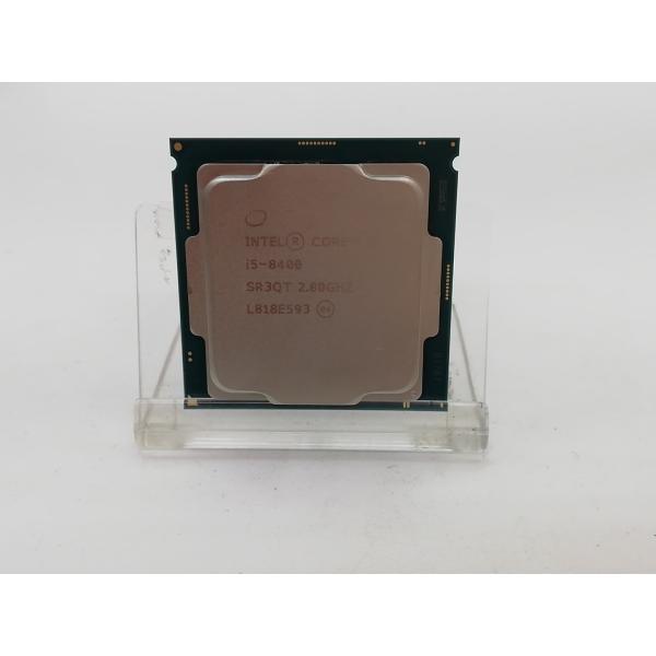 ■分類：CPU■ランク：中古■メーカー：Intel■製造番号：M88M9M3201767■備考：付属品：箱、印刷物、ロゴステッカー、リテールCPUクーラー■保証期間：１週間■注意事項：お客様のモニター発色の具合によって、実際の商品と色合いが...