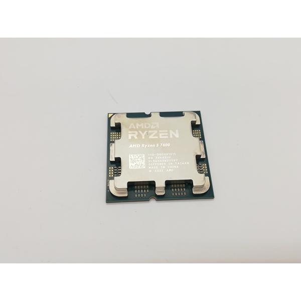 ■分類：CPU■ランク：中古■メーカー：AMD■製造番号：9LS4043W20297■備考：状態：ヒートスプレッター小キズ 付属品：箱、印刷物、クーラー ※仕切り一部無し■保証期間：１週間■注意事項：お客様のモニター発色の具合によって、実際...