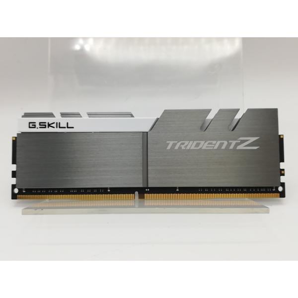 ■分類：メモリー■ランク：中古■メーカー：DDR4■製造番号：GS 0141/0142■備考：G.SKILL TRIDENT Z 付属品：本体のみ■保証期間：１週間■注意事項：お客様のモニター発色の具合によって、実際の商品と色合いが異なる場...