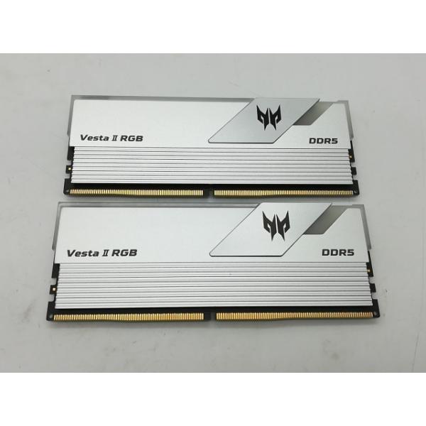 ■分類：メモリー■ランク：中古■メーカー：DDR5■製造番号：Acer 0151 0189■備考：Acer[Predator Vesta II RGB]付属品：本体のみ■保証期間：１週間■注意事項：お客様のモニター発色の具合によって、実際の...