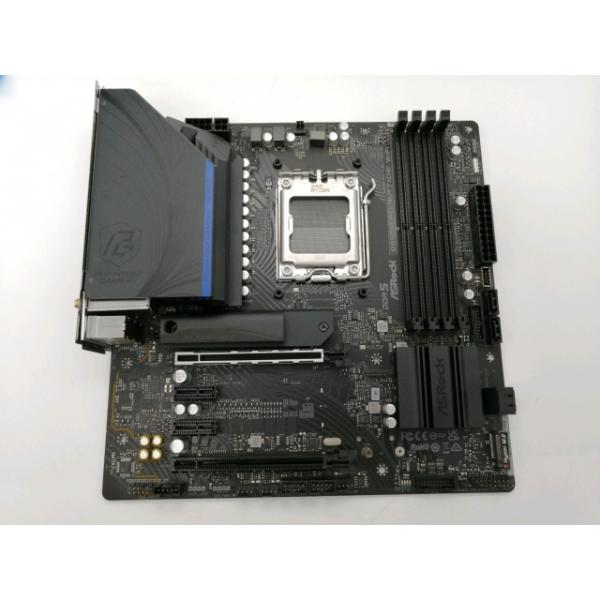 ■分類：マザーボード■ランク：中古■メーカー：ASRock■製造番号：FAM0XB003864■備考：●購入後にPIN曲がりが発生した場合は保証対応が出来かねますのでご注意ください。 ●事前にお使いのCPUが下記のBIOS Verに対応して...