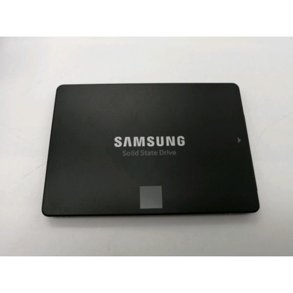 ■分類：SSD■ランク：中古■メーカー：各社2.5SSD■製造番号：S3YANB0K815875F■備考：MZ-76E500 付属品：本体のみ■保証期間：１週間■注意事項：お客様のモニター発色の具合によって、実際の商品と色合いが異なる場合が...