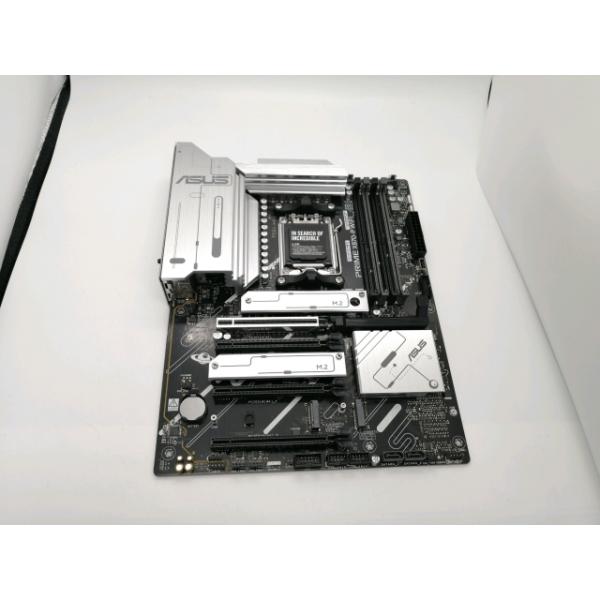■分類：マザーボード■ランク：中古■メーカー：ASUS■製造番号：T3M0KK03V035YHP■備考：●購入後、下記条件に該当する場合は返品・返金・交換の対象外。 (1)搭載予定のCPUと互換性がないBIOSだった。 (2)BIOSアップ...