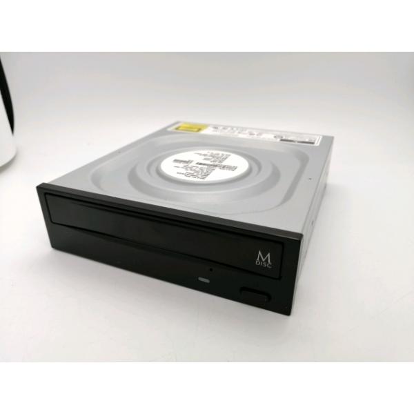 ■分類：DVD±R/RW/RAM■ランク：中古■メーカー：各社■製造番号：HAD0CF055249■備考：ASUS DRW-24D5MT 状態：外装スレ・キズ 付属品：アプリケーションディスクのみ。■保証期間：１週間■注意事項：お客様のモニ...