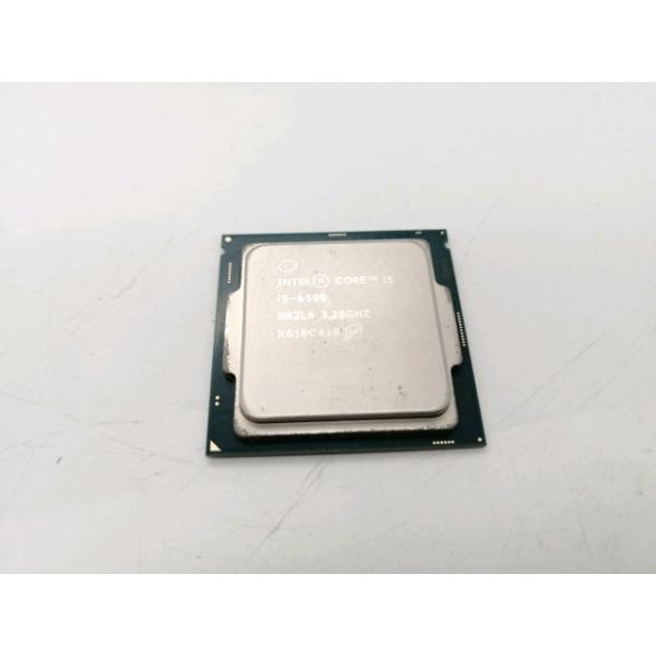 ■分類：CPU■ランク：中古■メーカー：Intel■製造番号：00679■備考：付属品：本体のみ■保証期間：１週間■注意事項：お客様のモニター発色の具合によって、実際の商品と色合いが異なる場合があります。