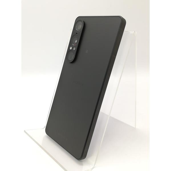 ■分類：スマートフォン■ランク：ランクB■メーカー：SONY■製造番号：357649592009164■備考：OS：16状態：端子周りにキズがあります付属品：本体のみ■保証期間：１ヶ月■注意事項：お客様のモニター発色の具合によって、実際の商...