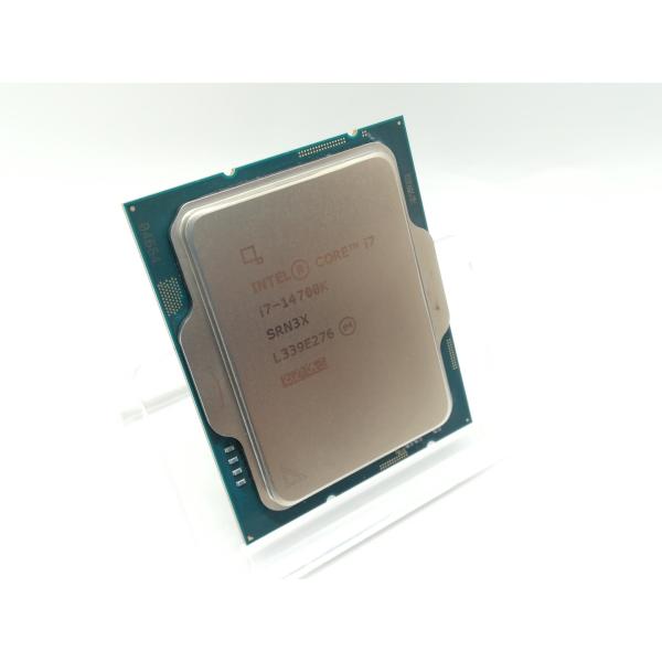 ■分類：CPU■ランク：中古■メーカー：Intel■製造番号：M3T195D804654■備考：状態：ヒートスプレッダにキズあり 付属品：箱・印刷物 ※箱のラベル一部破れあり■保証期間：１週間■注意事項：お客様のモニター発色の具合によって、...