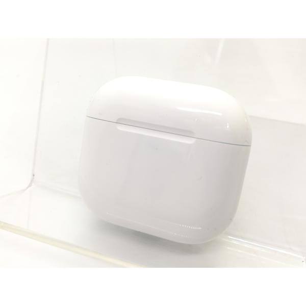 ■分類：iPhone/iPod/iPad用アクセサリー■ランク：中古■メーカー：Apple■製造番号：J29QGX9F5M■備考：状態：ケース微細なキズあり 付属品：箱・印刷物■保証期間：１ヶ月■注意事項：お客様のモニター発色の具合によって...