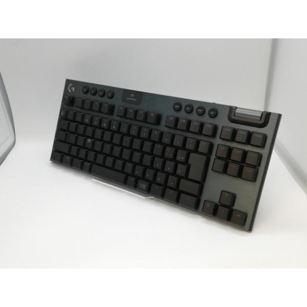 ■分類：パソコン用アクセサリー■ランク：中古■メーカー：Logicool■製造番号：2243MR2B0628■備考：状態：本体にスレと汚れ、キーボードにテカリと塗装剥がれがあります。 付属品：外箱、印刷物、USBレシーバー、レシーバー延長ア...