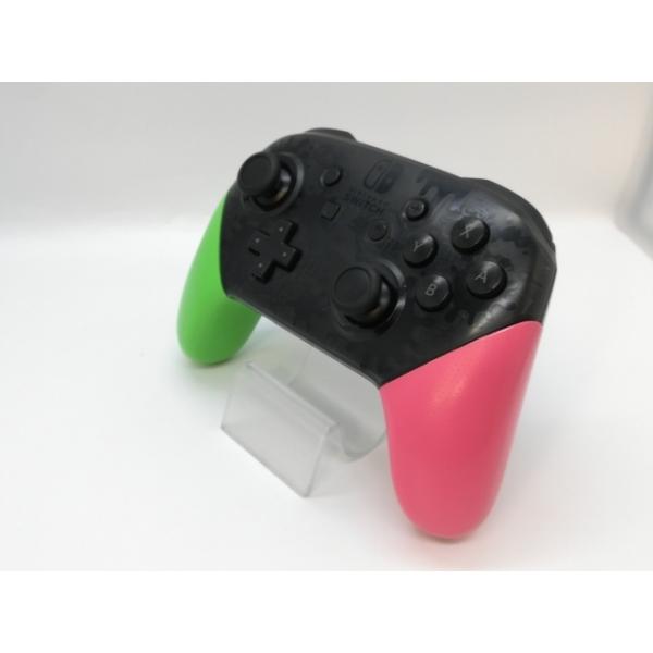 ■分類：ゲーム用周辺機器■ランク：ランクC■メーカー：Nintendo■備考：状態：全体にキズがあります。 付属品：USB-Cケーブル(任天堂純正)のみ■保証期間：１週間■注意事項：お客様のモニター発色の具合によって、実際の商品と色合いが異...