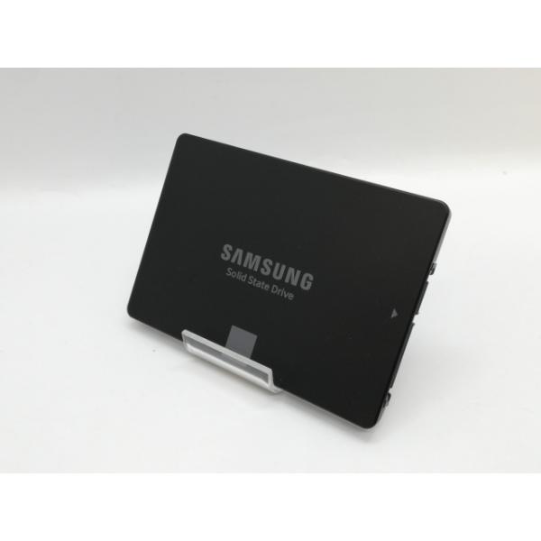 ■分類：SSD■ランク：中古■メーカー：SAMSUNG■製造番号：S33SNWAHA33254B■備考：付属品：箱、印刷物■保証期間：１週間■注意事項：お客様のモニター発色の具合によって、実際の商品と色合いが異なる場合があります。