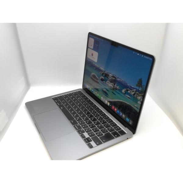 ■分類：Apple ノートパソコン■ランク：ランクC■メーカー：Apple■製造番号：KC7QXY5JEG■備考：OS:macOS Tahoe 26.5.1 バッテリー充放電回数：318回/最大容量：91%（06月時点） 状態：キートップに...